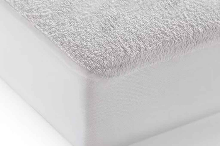 Are Vinyl Mattress Protectors Safe? Uncovering the Facts and the Future ...